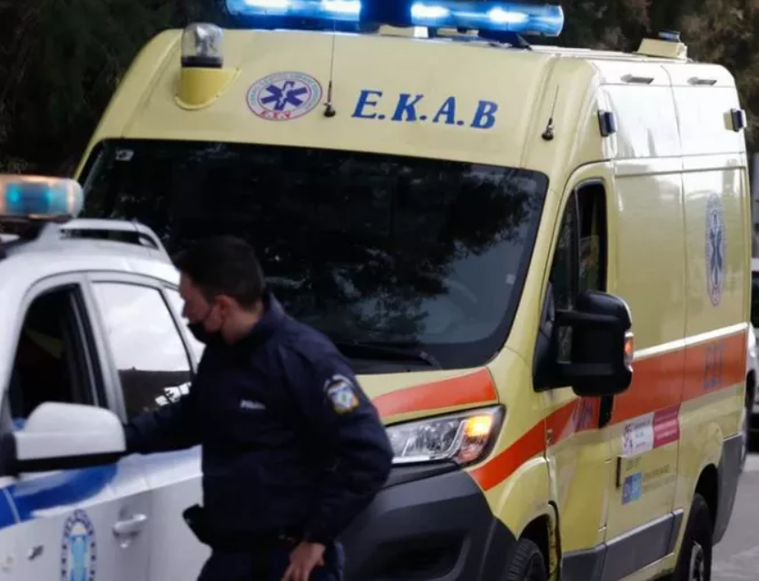 Σοκ σε Νοσοκομείο: Εργαζόμενος του ΕΚΑΒ κρεμάστηκε εν ώρα εργασίας ...