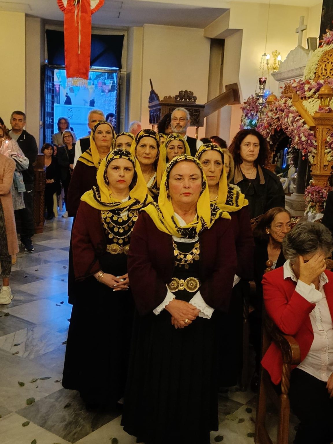 Εύβοια: Γιορτάζει το Αλιβέρι - Περιφορά της εικόνας του Αγίου Γεωργίου ...