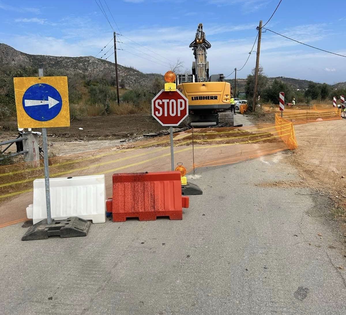 Αυτή είναι η Σπιναλόγκα της Εύβοιας… η παραλία με τα καταγάλανα νερά ...